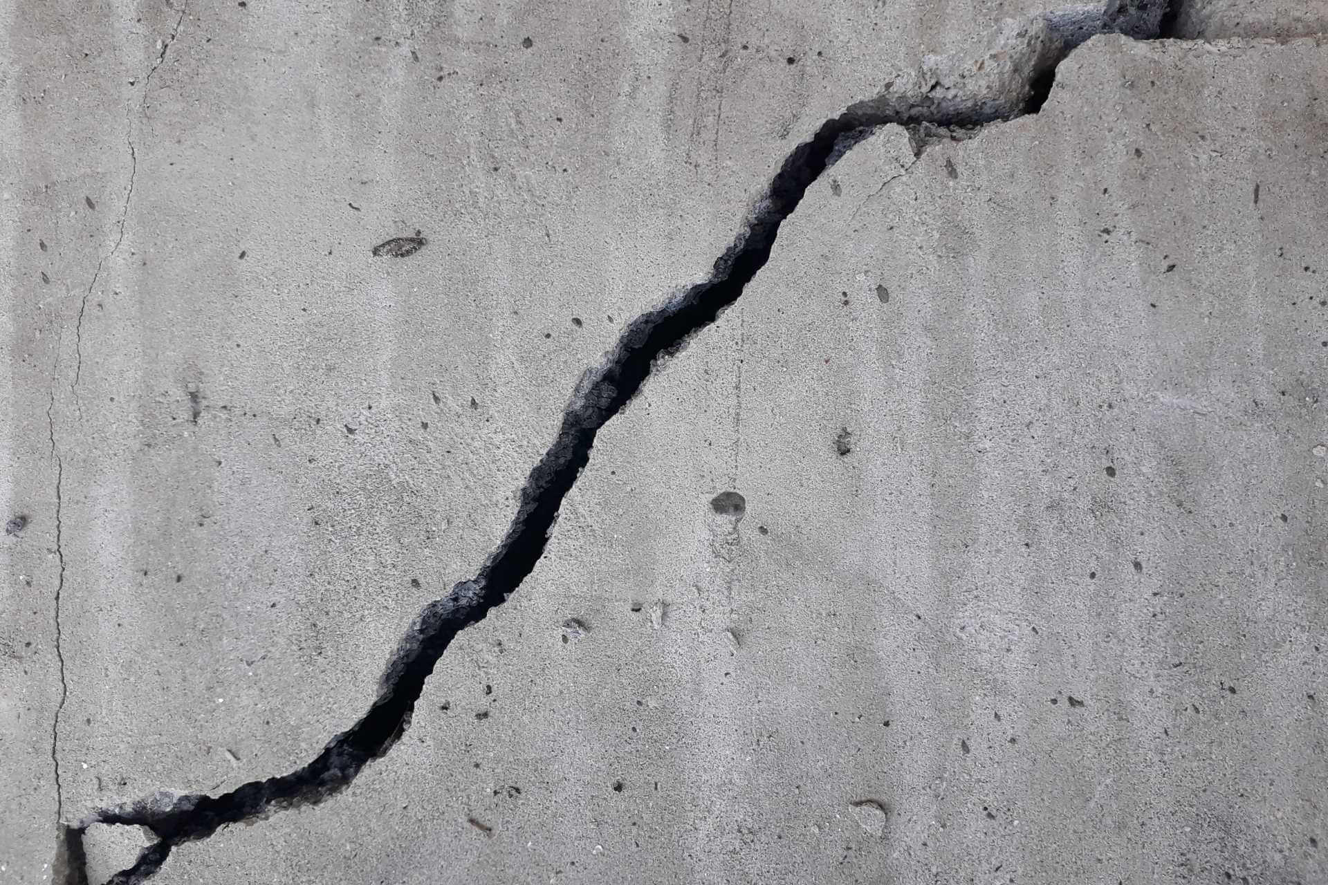 Was sind Setzungsrisse und wie kann man eingreifen?